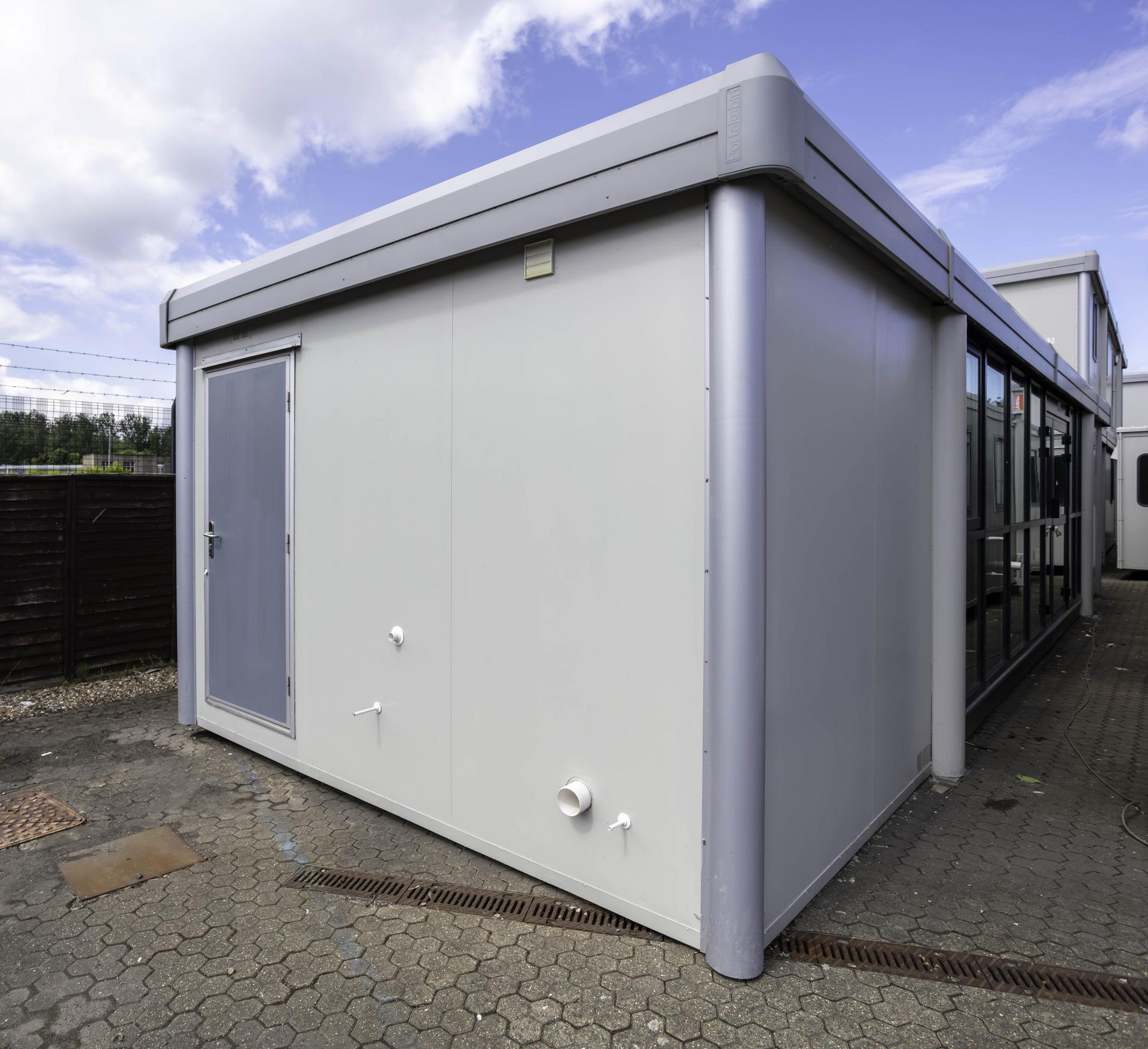 Glazed Cabin with Kitchenette and Toilet | Portakabin®