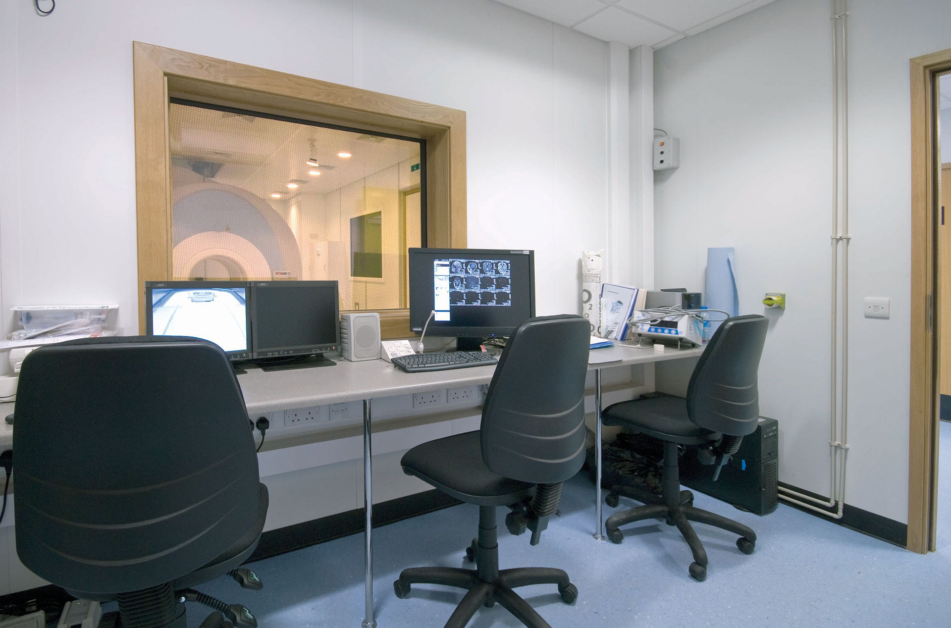 MRI, CT and Diagnostic Rooms | Portakabin®