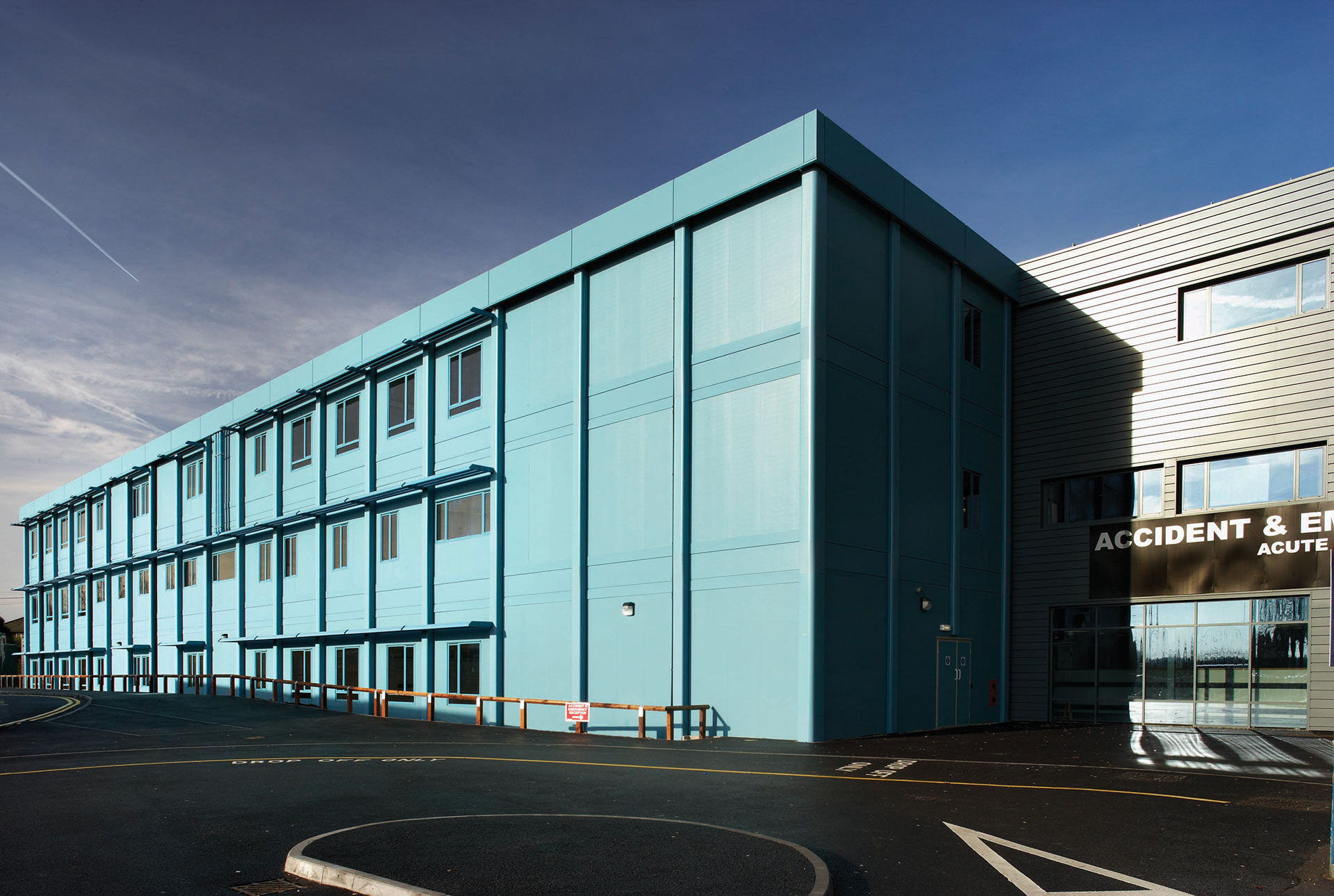 Watford Hospital | Portakabin®