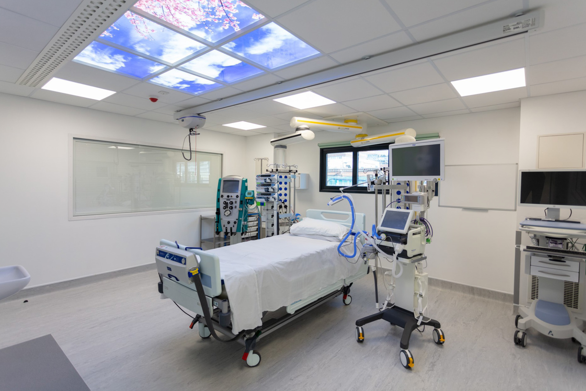 Portakabin and Darwin Group expand healthcare capability | Portakabin®